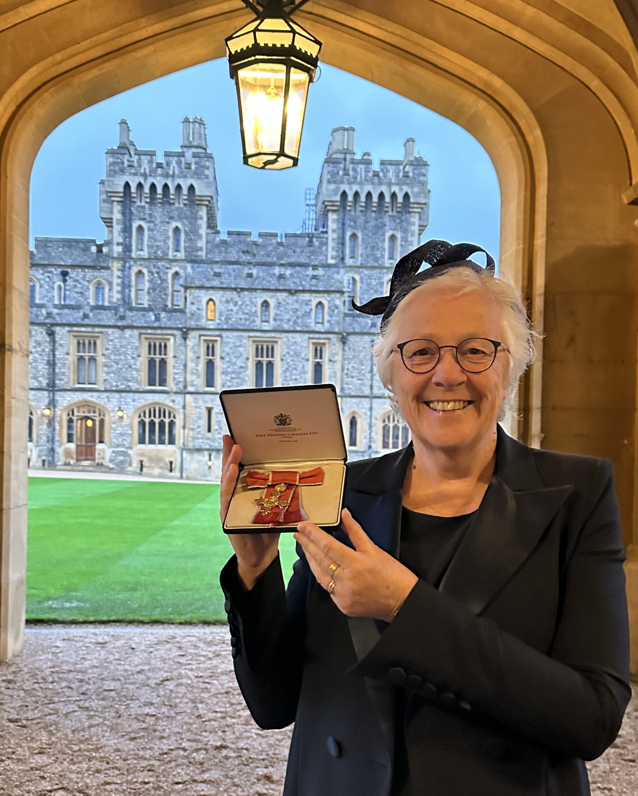 Professor Christina Cunliffe PhD DC CBiol FRSB FRCC OBE Investiture at ...